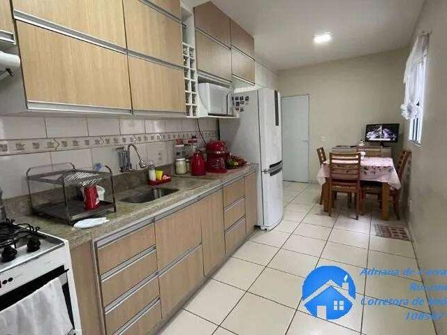Casa / Sobrado para Venda em Carapicuíba/SP Vila Silviânia 2 Quartos