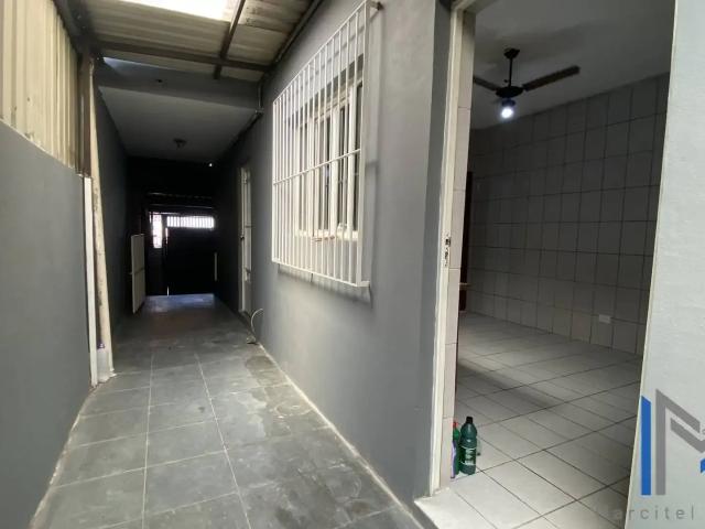 Casa / Sobrado para Venda em Carapicuíba/SP Vila Silviânia 2 Quartos