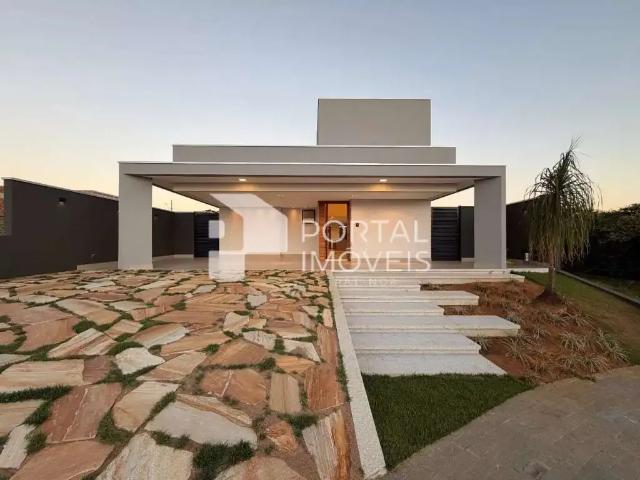 Casa / Sobrado para Venda em Caratinga/MG Ilha do Rio Doce 3 Quartos