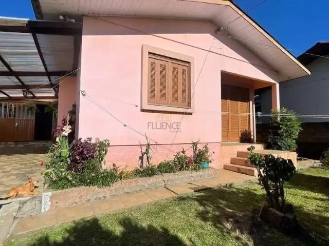 Casa / Sobrado para Venda em Carlos Barbosa/RS Aparecida 3 Quartos