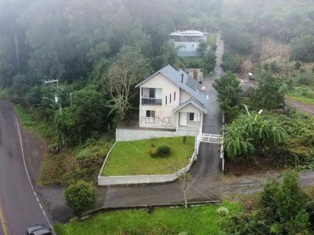 Casa / Sobrado para Venda em Carlos Barbosa/RS Arcoverde 8 Quartos