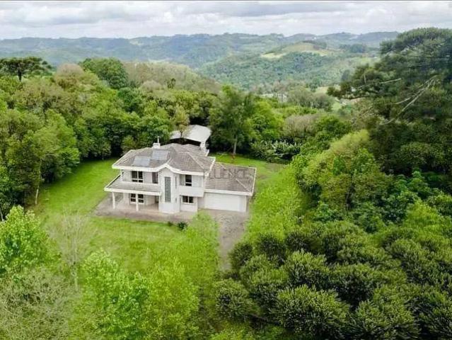 Casa / Sobrado para Venda em Carlos Barbosa/RS Torino 3 Quartos