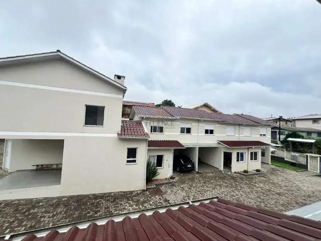 Casa / Sobrado para Venda em Carlos Barbosa/RS Triângulo 2 Quartos