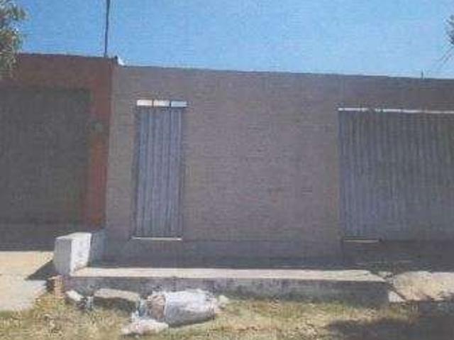 Casa / Sobrado para Venda em Carnaíba/PE Centro 2 Quartos