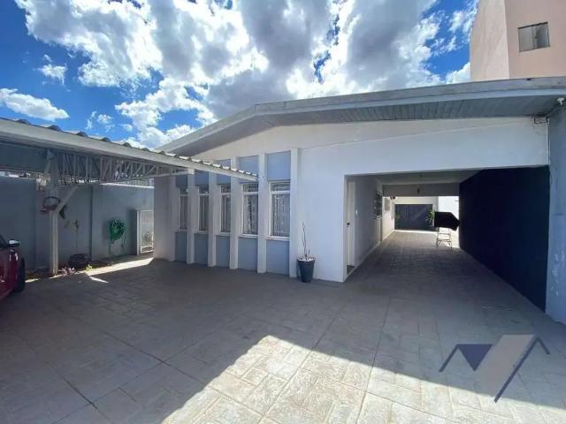 Casa / Sobrado para Venda em Cascavel/PR Maria Luiza 3 Quartos