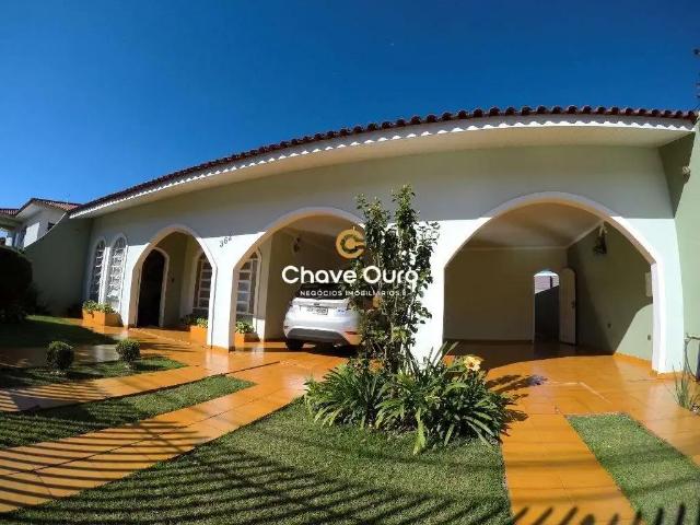 Casa / Sobrado para Venda em Cascavel/PR Maria Luiza 4 Quartos