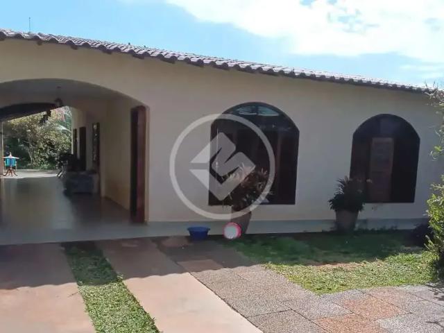 Casa / Sobrado para Venda em Cascavel/PR Maria Luiza 4 Quartos