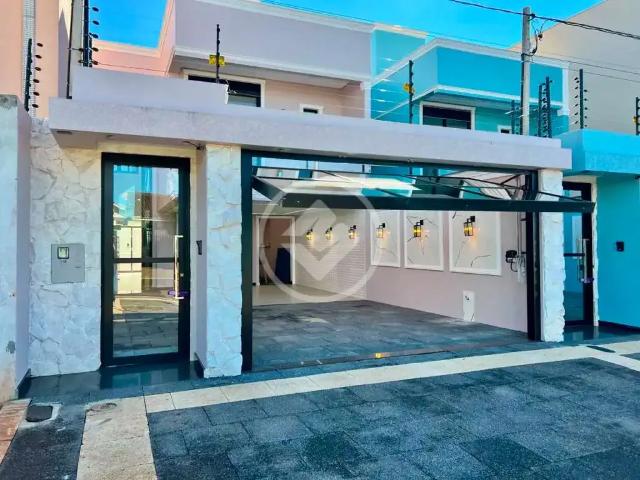 Casa / Sobrado para Venda em Cascavel/PR Maria Luiza 4 Quartos