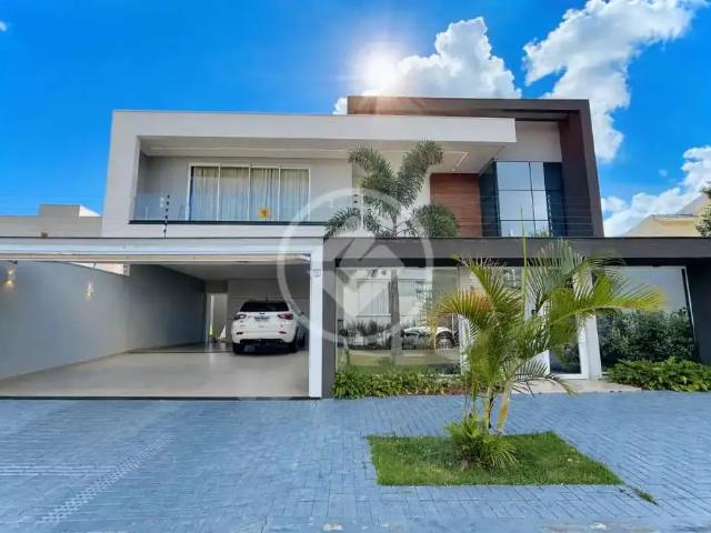 Casa / Sobrado para Venda em Cascavel/PR Maria Luiza 4 Quartos
