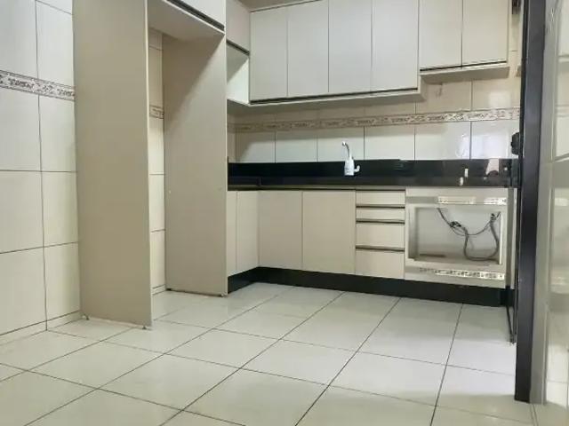 Casa / Sobrado para Venda em Cascavel/PR Neva 3 Quartos