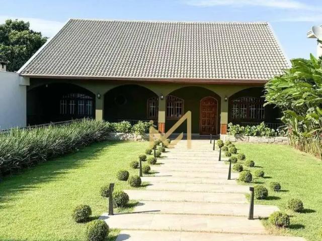 Casa / Sobrado para Venda em Cascavel/PR Neva 3 Quartos