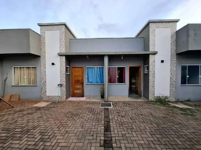 Casa / Sobrado para Venda em Cascavel/PR Brasília 3 Quartos