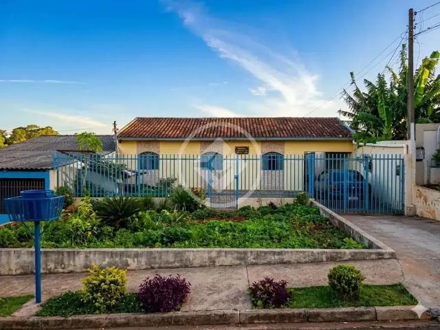 Casa / Sobrado para Venda em Cascavel/PR Brasília 3 Quartos