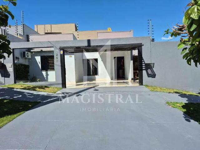 Casa / Sobrado para Venda em Cascavel/PR Canadá 4 Quartos