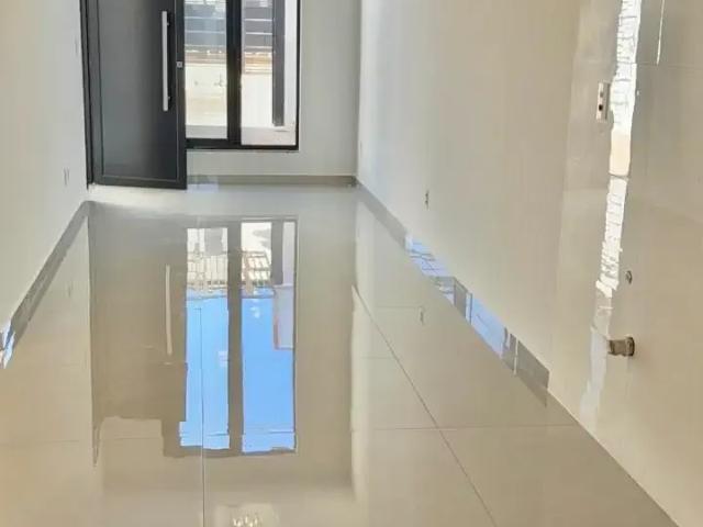 Casa / Sobrado para Venda em Cascavel/PR Canadá 2 Quartos