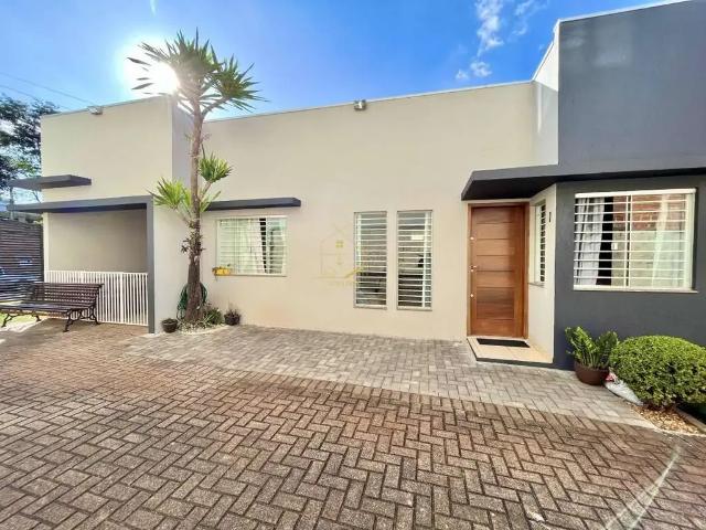 Casa / Sobrado para Venda em Cascavel/PR Canadá 2 Quartos