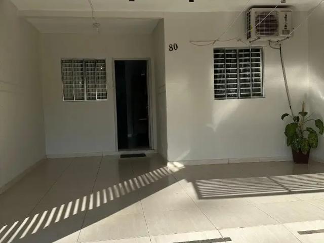 Casa / Sobrado para Venda em Cascavel/PR Canadá 2 Quartos