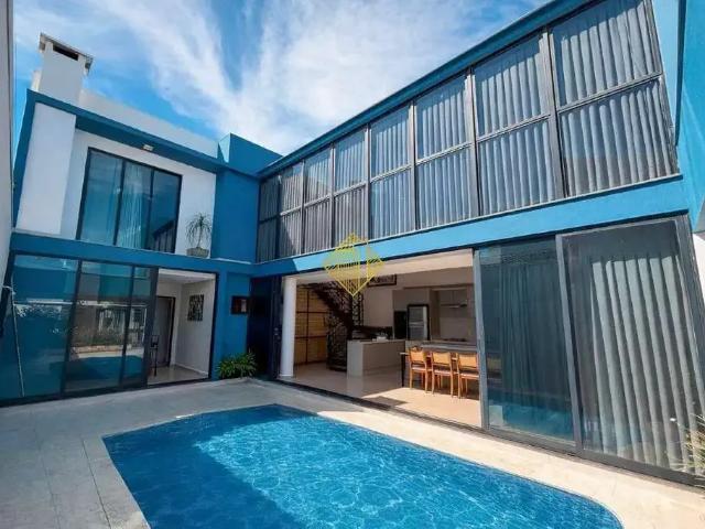 Casa / Sobrado para Venda em Cascavel/PR Canadá 3 Quartos