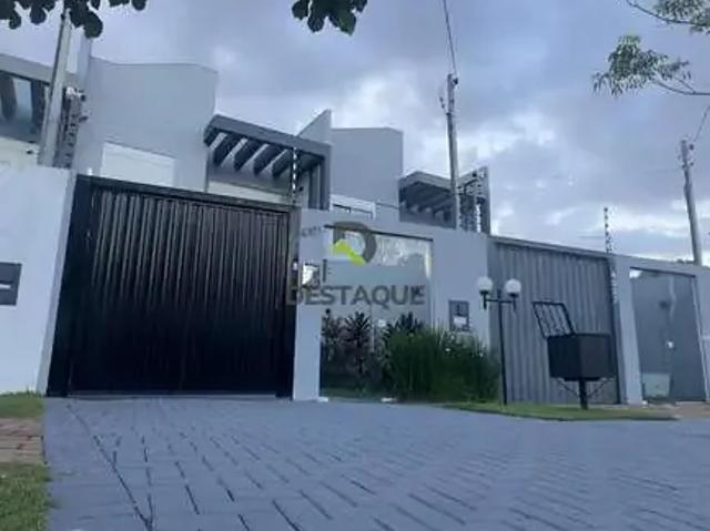 Casa / Sobrado para Venda em Cascavel/PR Canadá 3 Quartos