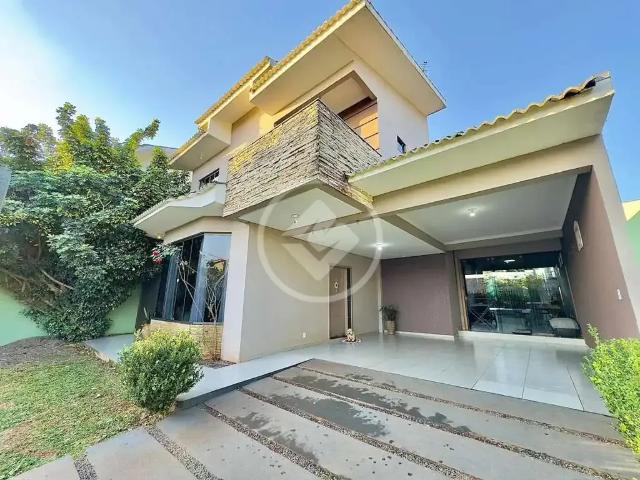 Casa / Sobrado para Venda em Cascavel/PR Canadá 3 Quartos