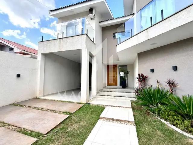 Casa / Sobrado para Venda em Cascavel/PR Canadá 3 Quartos