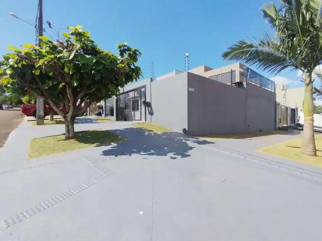 Casa / Sobrado para Venda em Cascavel/PR Canadá 3 Quartos