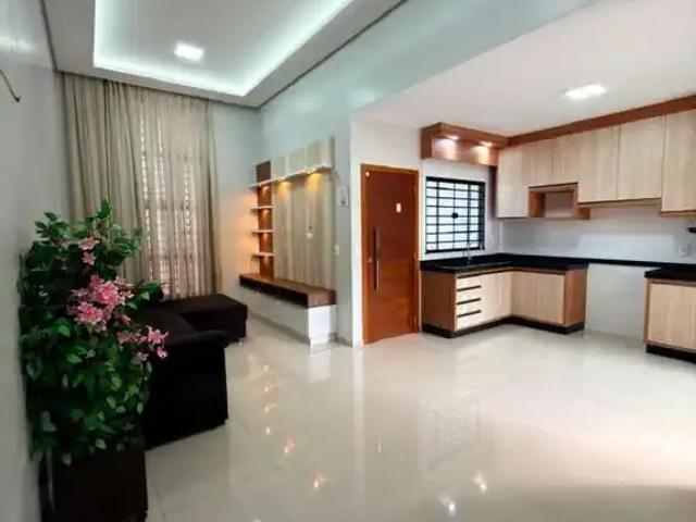 Casa / Sobrado para Venda em Cascavel/PR Cascavel Velho 2 Quartos