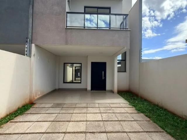 Casa / Sobrado para Venda em Cascavel/PR Cascavel Velho 3 Quartos