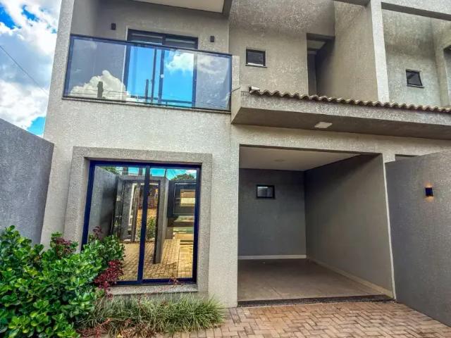 Casa / Sobrado para Venda em Cascavel/PR Cascavel Velho 3 Quartos
