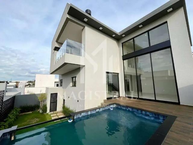 Casa / Sobrado para Venda em Cascavel/PR Cataratas 4 Quartos