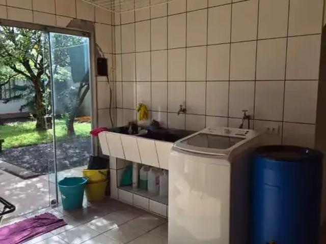 Casa / Sobrado para Venda em Cascavel/PR Centro 4 Quartos