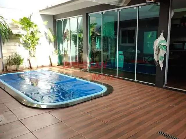 Casa / Sobrado para Venda em Cascavel/PR Centro 3 Quartos