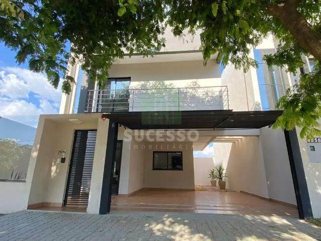 Casa / Sobrado para Venda em Cascavel/PR Centro 3 Quartos