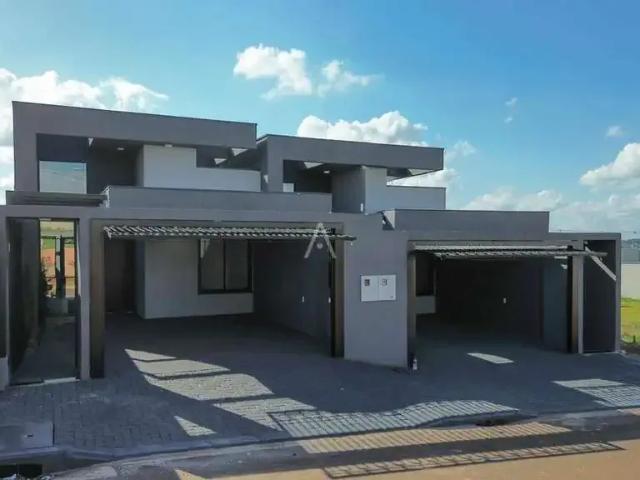 Casa / Sobrado para Venda em Cascavel/PR Centro 3 Quartos