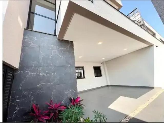 Casa / Sobrado para Venda em Cascavel/PR Centro 3 Quartos