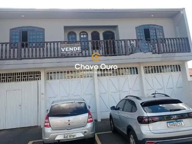 Casa / Sobrado para Venda em Cascavel/PR Coqueiral 4 Quartos