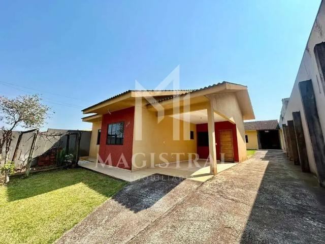 Casa / Sobrado para Venda em Cascavel/PR Coqueiral 5 Quartos