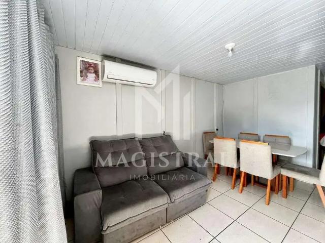 Casa / Sobrado para Venda em Cascavel/PR Coqueiral 2 Quartos