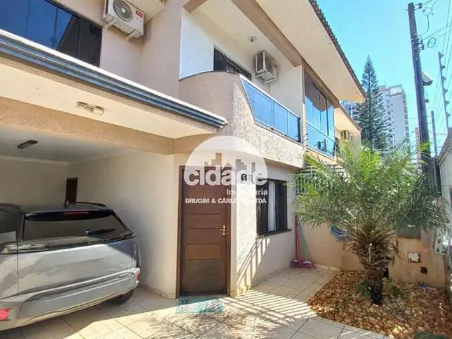 Casa / Sobrado para Venda em Cascavel/PR Coqueiral 2 Quartos