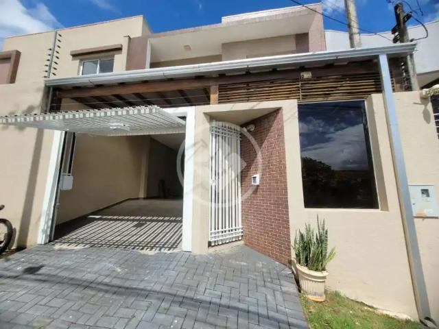 Casa / Sobrado para Venda em Cascavel/PR Coqueiral 2 Quartos