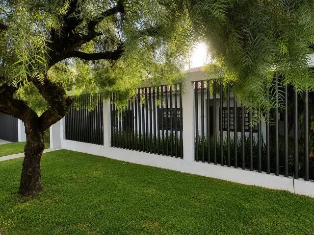 Casa / Sobrado para Venda em Cascavel/PR Country 7 Quartos