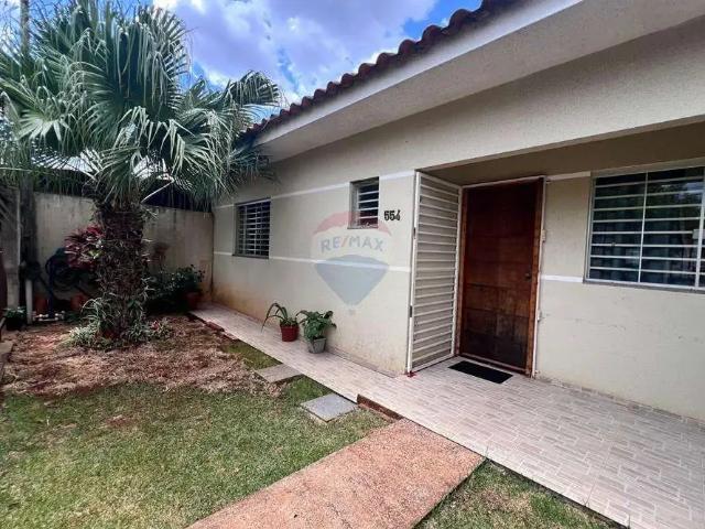 Casa / Sobrado para Venda em Cascavel/PR Esmeralda 3 Quartos