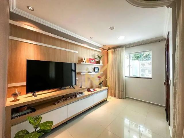 Casa / Sobrado para Venda em Cascavel/PR Esmeralda 3 Quartos