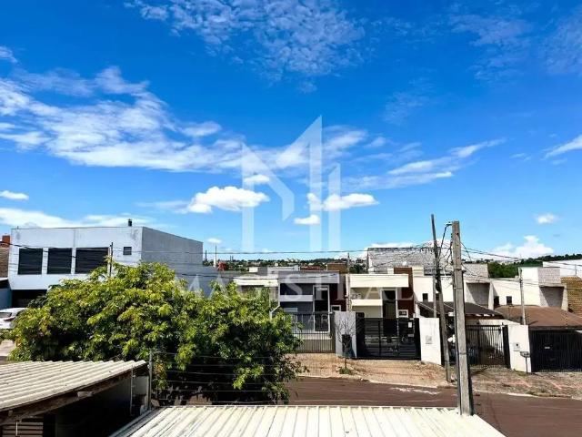 Casa / Sobrado para Venda em Cascavel/PR Esmeralda 3 Quartos