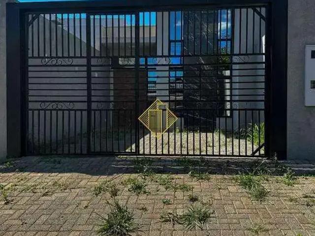 Casa / Sobrado para Venda em Cascavel/PR Esmeralda 3 Quartos