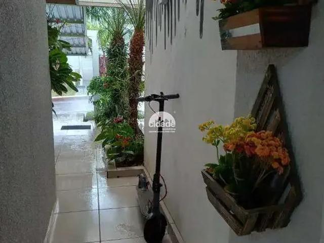Casa / Sobrado para Venda em Cascavel/PR FAG 1 Quartos