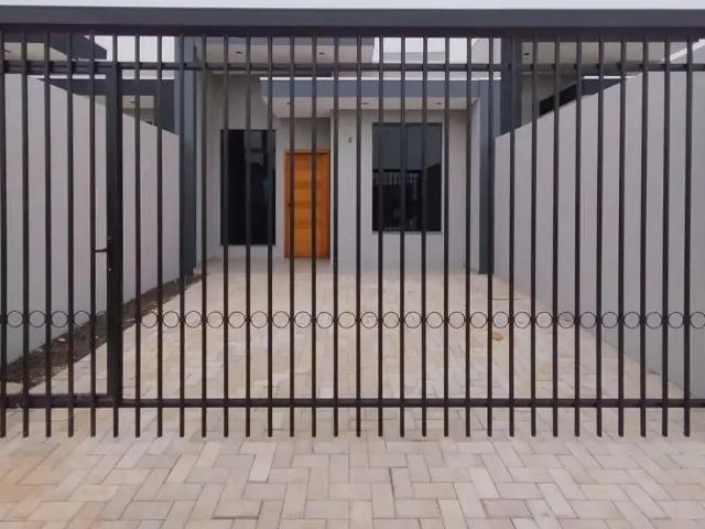 Casa / Sobrado para Venda em Cascavel/PR Floresta 2 Quartos