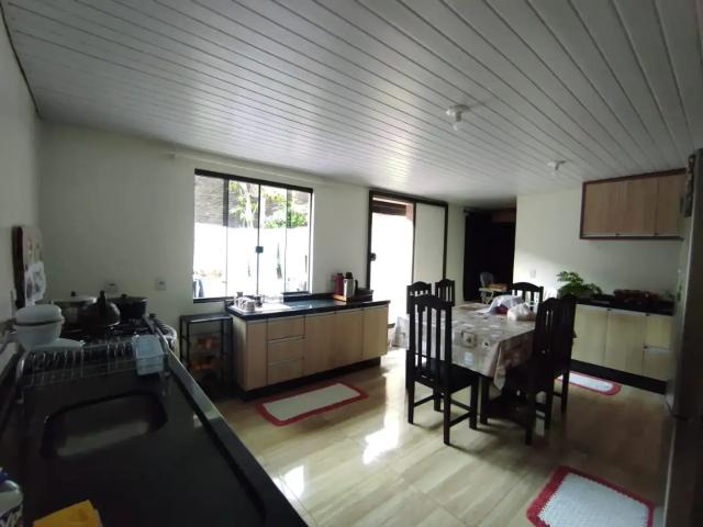 Casa / Sobrado para Venda em Cascavel/PR Guarujá 2 Quartos