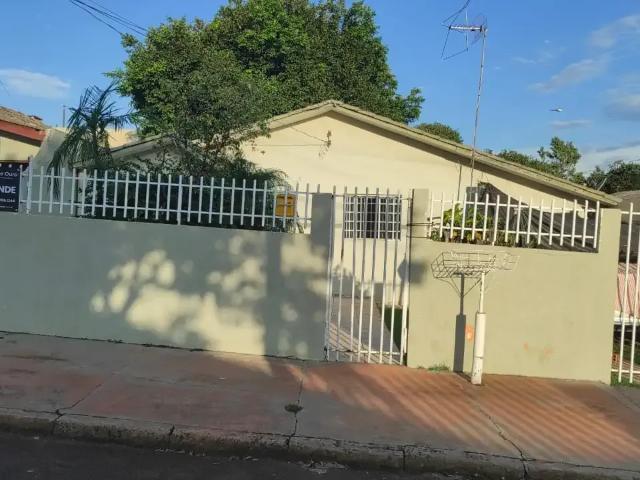 Casa / Sobrado para Venda em Cascavel/PR Guarujá 2 Quartos