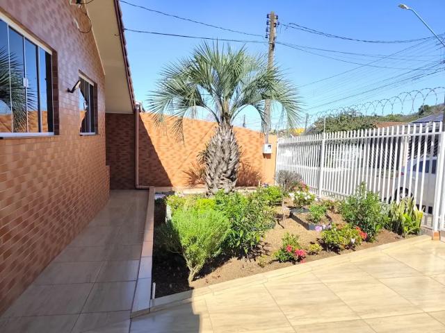 Casa / Sobrado para Venda em Cascavel/PR Guarujá 2 Quartos